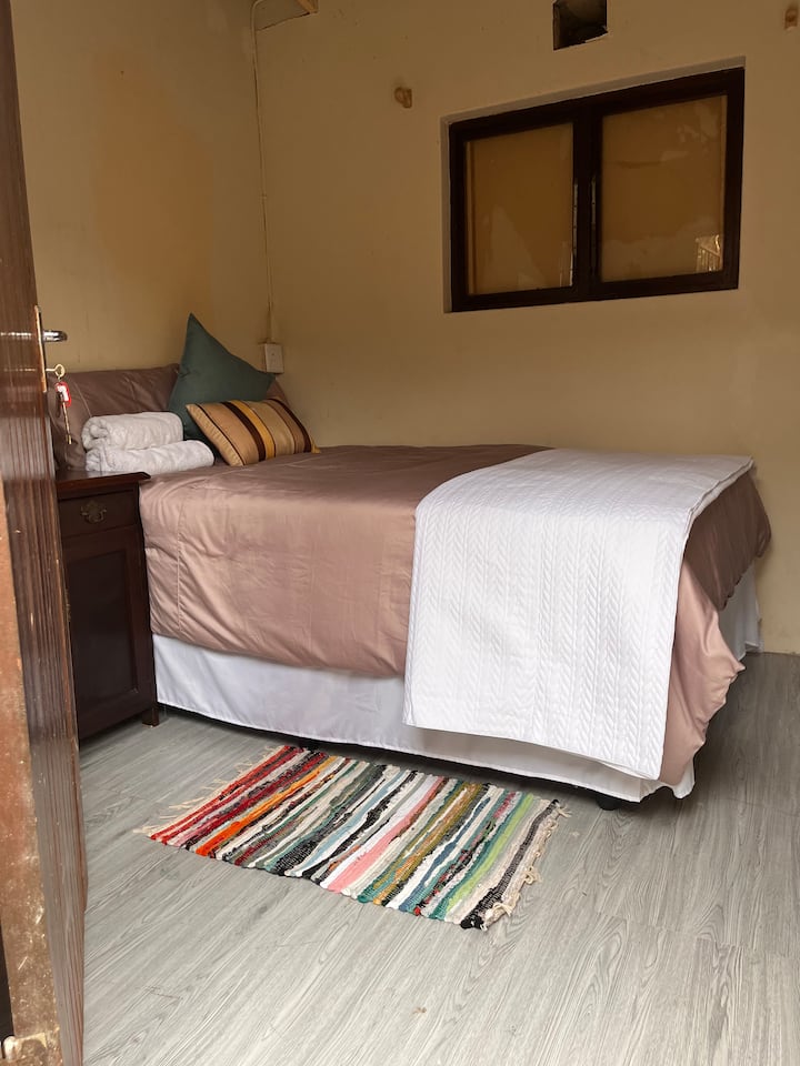 Sunwich Beach Home Private Room - Hibberdene