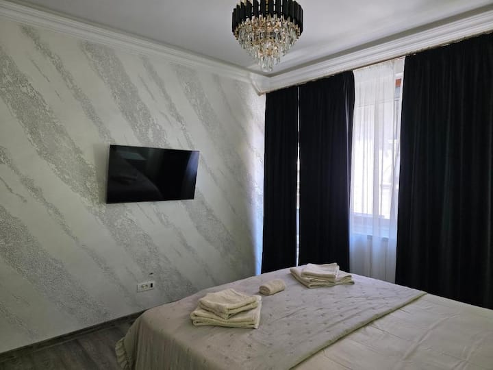 Răsărit La Mare Apartament Cu Două Dormitoare Et 1 - Constanța