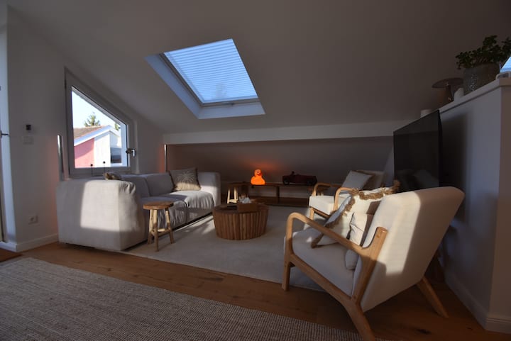 Sonniger 3 Zimmer Dachtechtarassen Loft Nähe See - Meckenbeuren