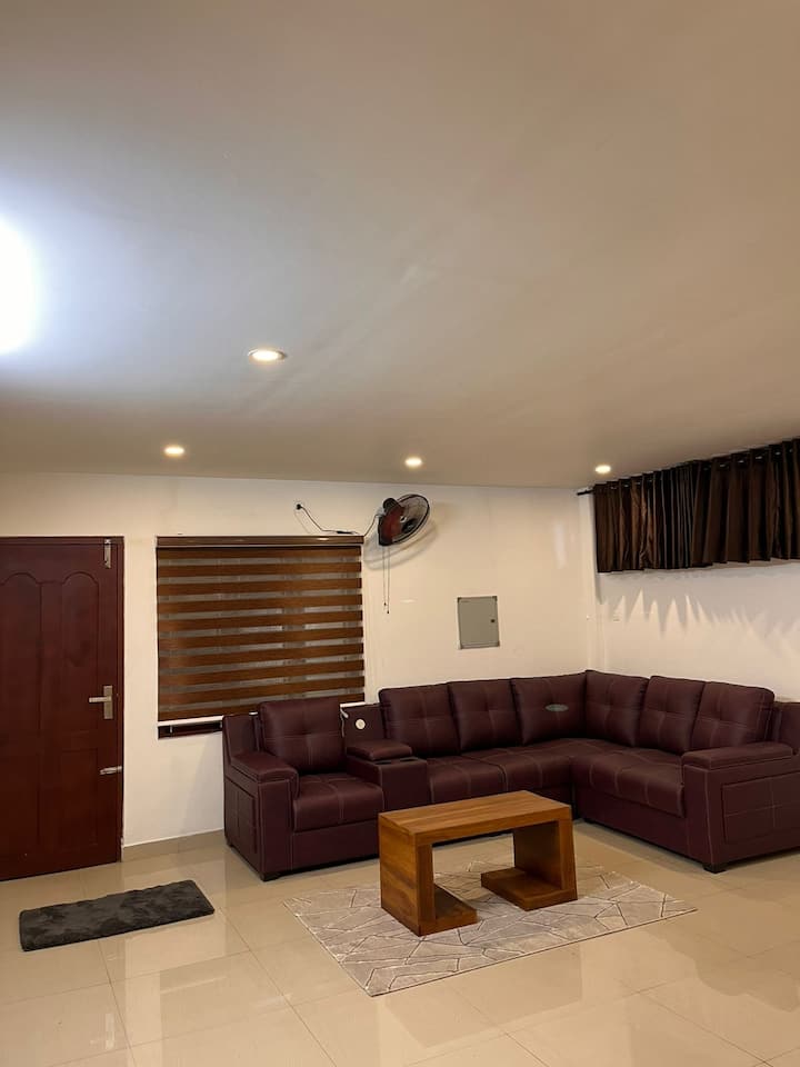 Urben Comfort 2bhk | Ac & Parking - Mahe
