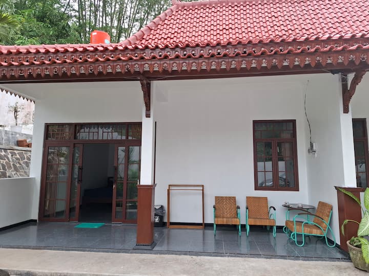 Bungalow Nyaman - Borobudur