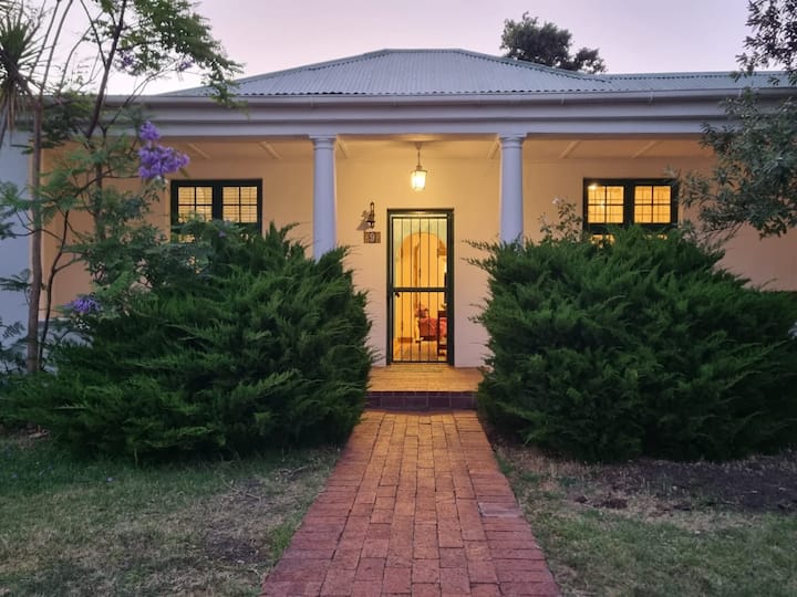 1936 Heritage Home With A French Flair, Hopkins 9 - Somerset West