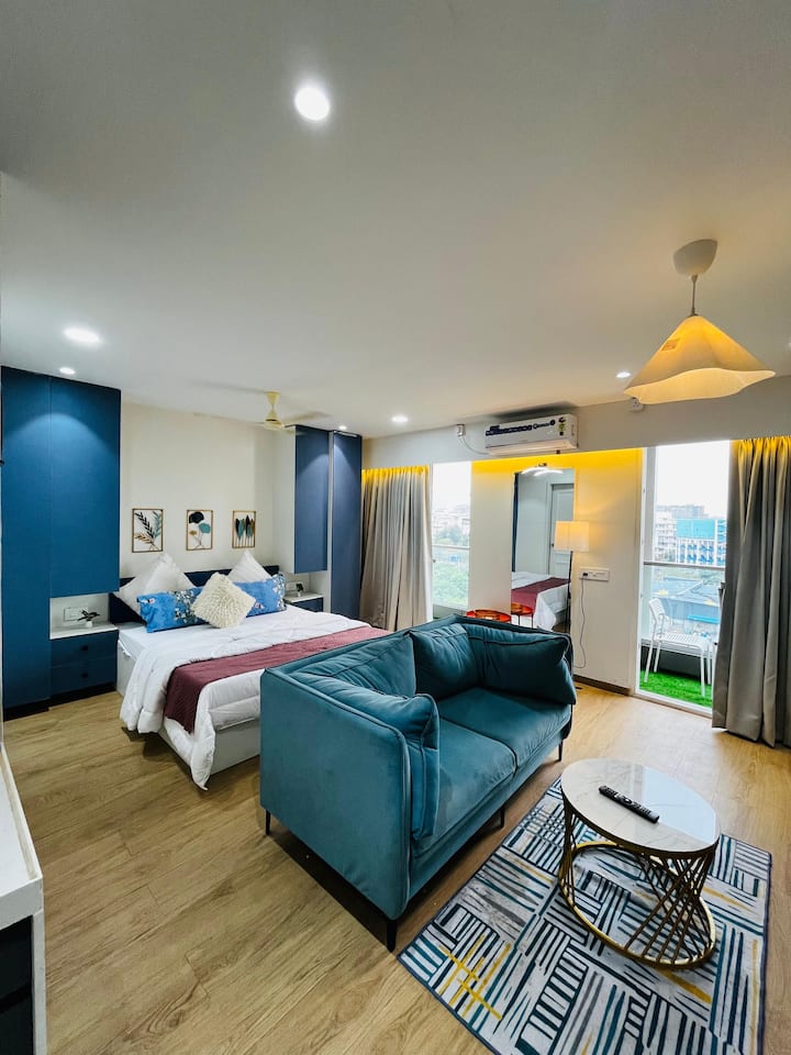 Azure Luxe By Superhomes - 