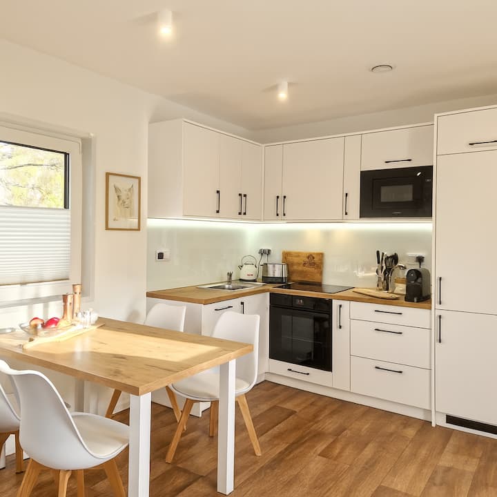 Modernes Tiny House Mit Terrasse Für 3 Personen - Melsungen