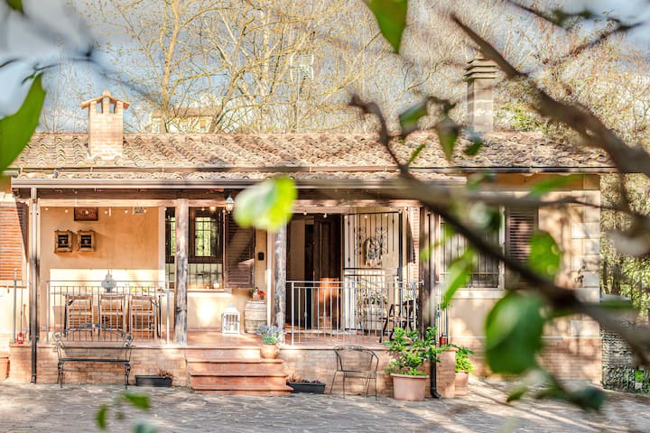 Welchome In Italy: Villa Piccolomini - Siena