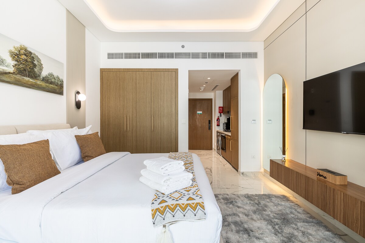 Airstay | Bright Studio in Meydan | Azizi 67 - Airbnb