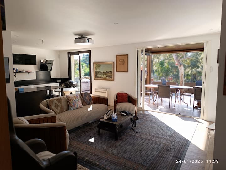 Maison Avec Piscine Et Jacuzzi, Proche Plage - Île du Levant