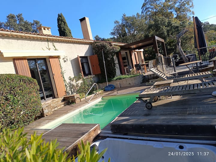 Maison Avec Piscine Et Jacuzzi, Proche Plage - Bormes-les-Mimosas