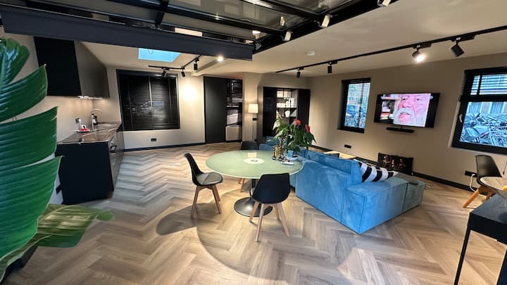 Unique Urban Bungalow In Amsterdam - Amsterdam