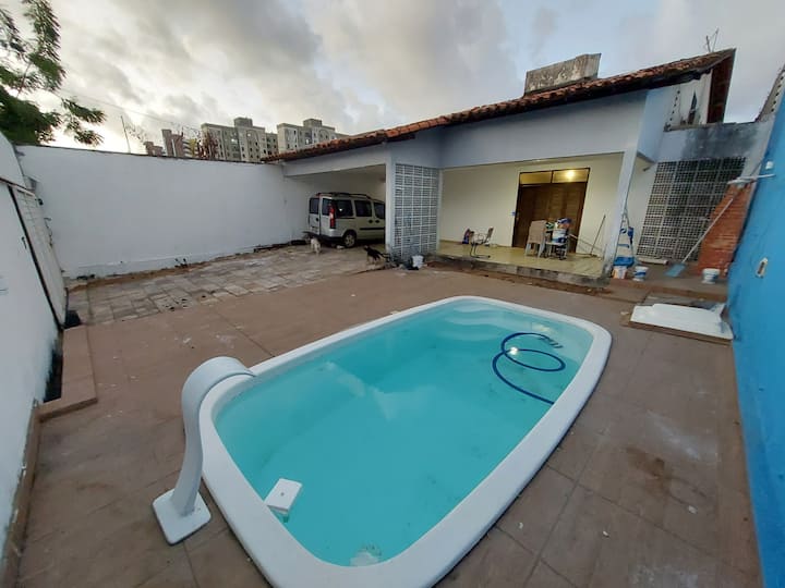 Casa Ampla Em Natal Com 4 Suítes E Piscina - Natal