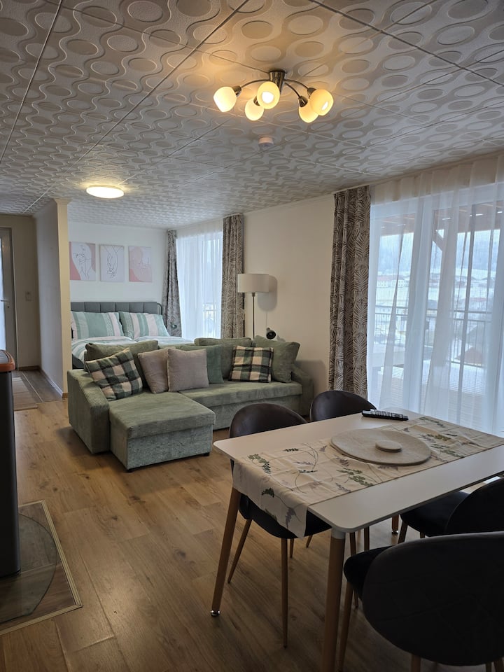 Naturnah & Gemütlich - Feriennest Mit Bergkulisse - Gmunden