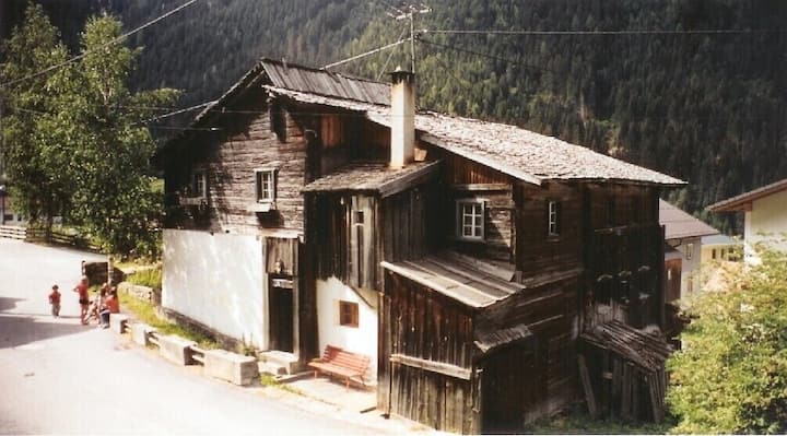 1 Min. Vom Skigebiet, Sehr Altes Haus Mit Charm - Ischgl