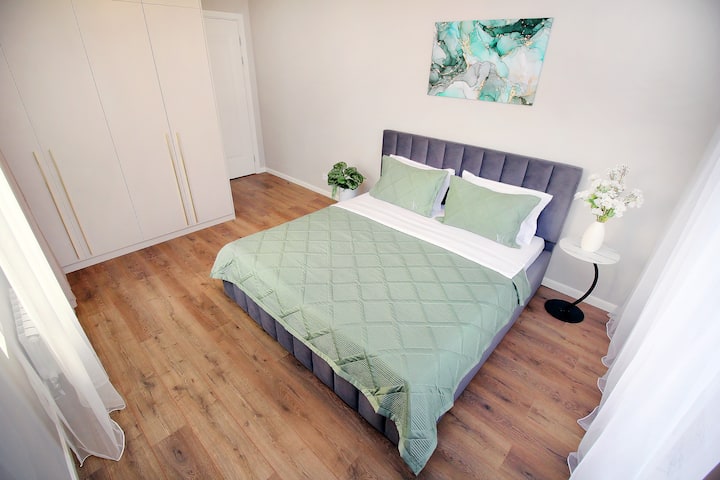 Просторный апартамент в центре Алматы, Mega Park - Kazakhstan