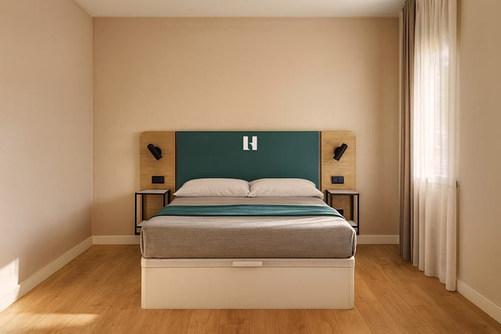 Limehome Palma Marina | Comfort Double Room - Palma
