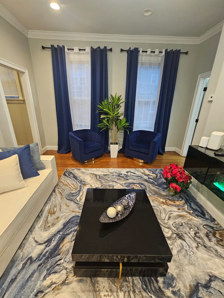 The Townsend Executive Suite Close To Downtown - Quincy, MA