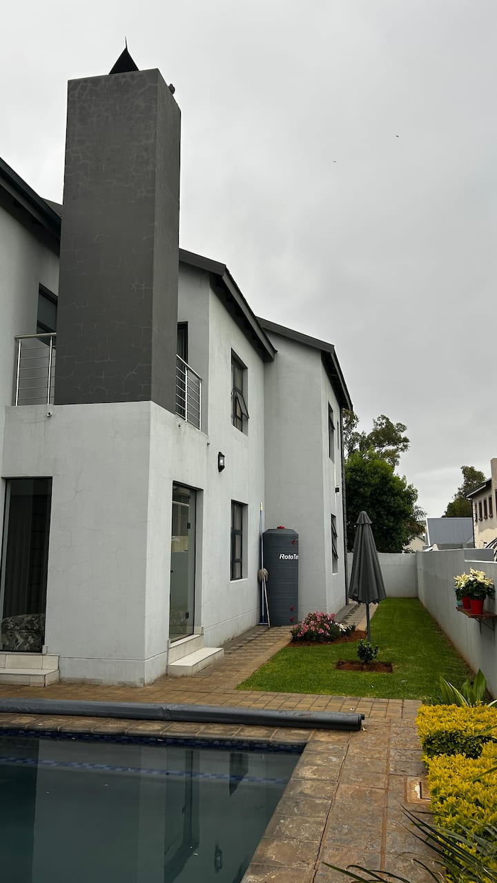 Golf Club+ Garden View+ Braai+pool Area - Rayton