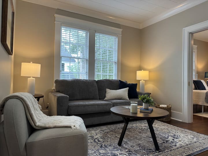 Blue’s Bliss | Historic Apartment - Laurel, MS