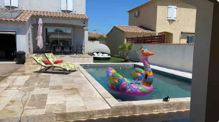 Magnifique Villa Avec Piscine & Jacuzzi – Chauffé - Beaucaire