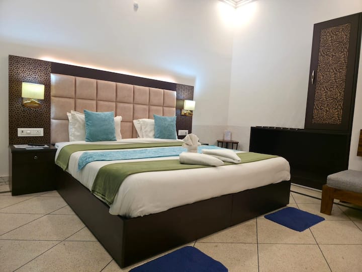 Viceroy Nest By Solitude (Elite & Prime Location) - Haldwani