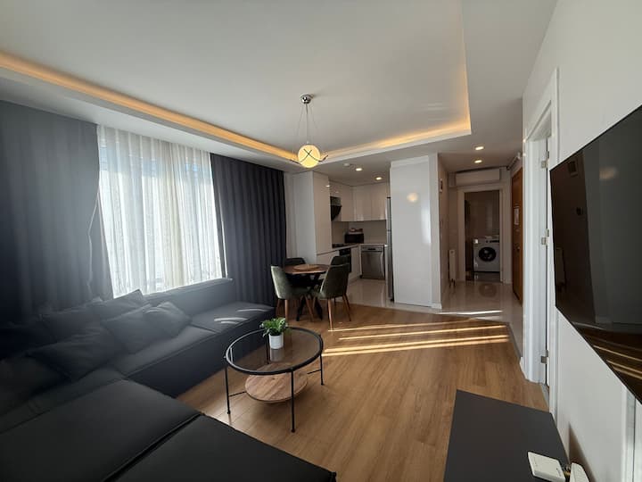 Central Duplex With Terrace – 2br/2ba #Y9 - Bakırköy