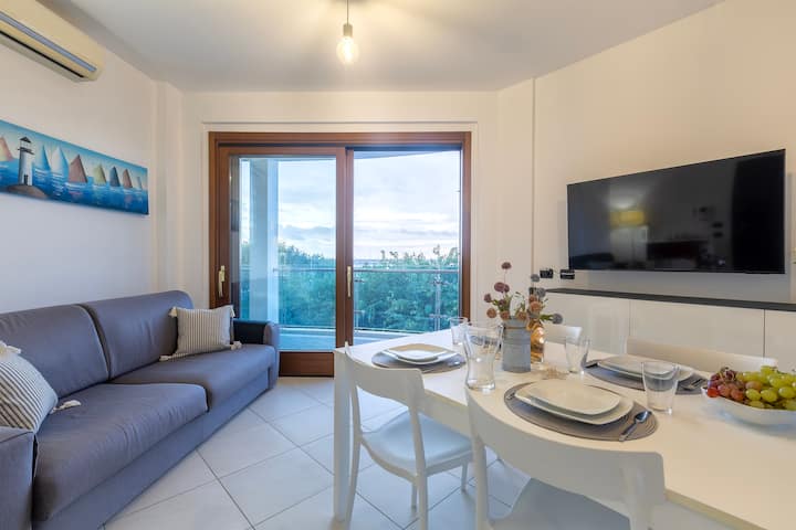 Casa Daneluzzi: Fronte Mare Con Terrazza E Garage - Alghero