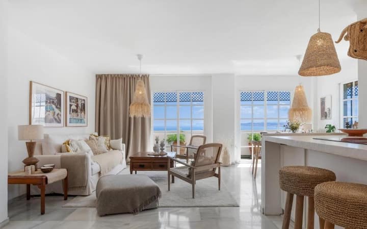 Penthouse Seaview - Spain