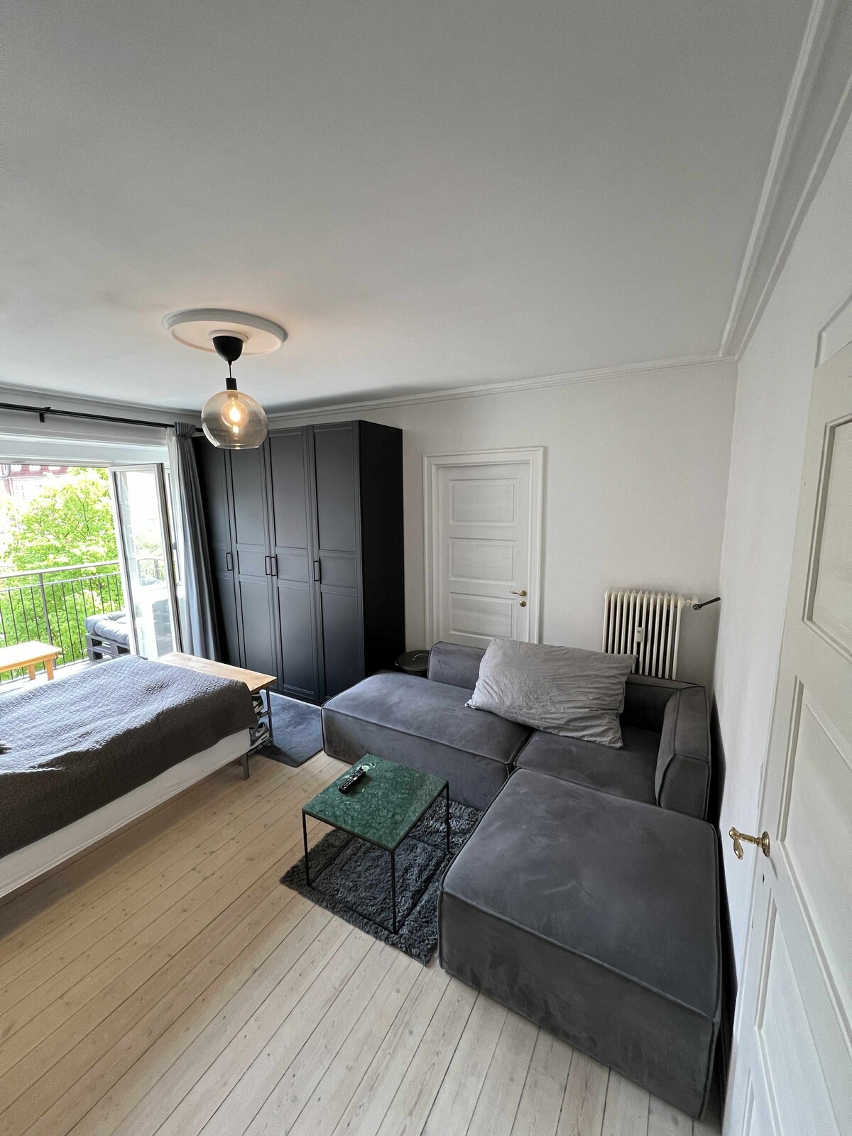 Charming city apartment with balcony - Apartments for Rent in ...