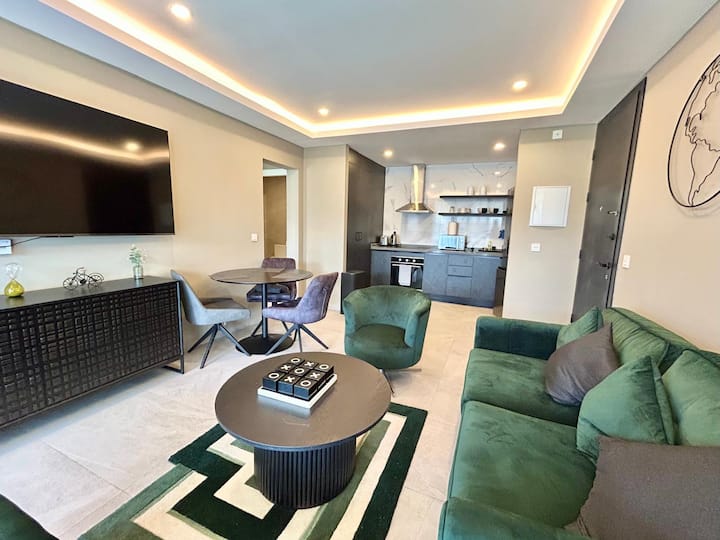 Kololi, 1 Bed Ap, Beachfront, Pool, Lux - Gambia