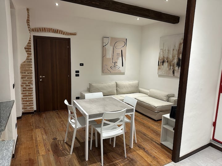 Casa Di Milù - Appartamento In Centro - Biella