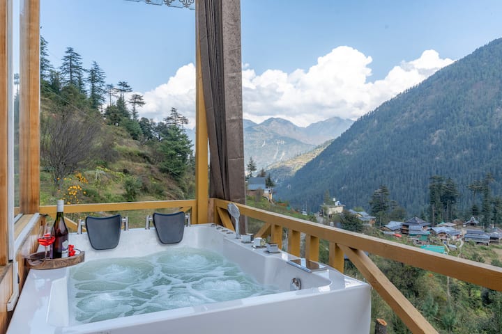 Cozy Cabin In Jibhi | Jacuzzi & Mountain View - Himachal Pradesh