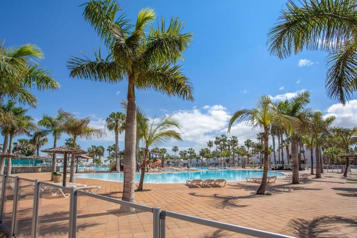 Oasis Duna_ Pistacho Dreams & Pool - Corralejo