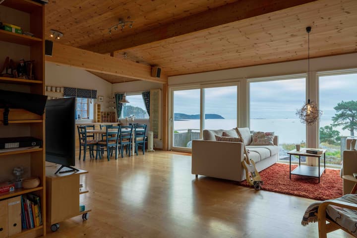 Sommerparadis Ved Sjøen – Strand & Kveldssol - Norway