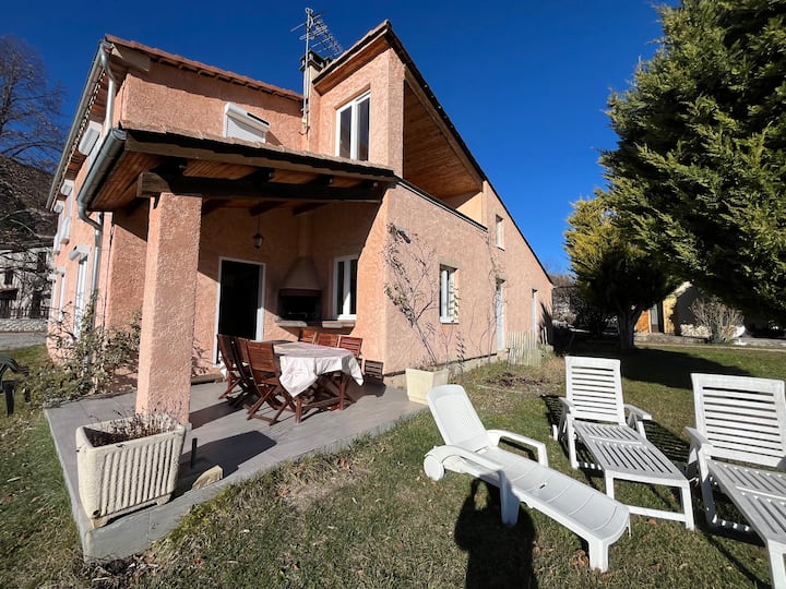 Appartement Et Jardin, Quartier Calme ! - Saint-André-les-Alpes