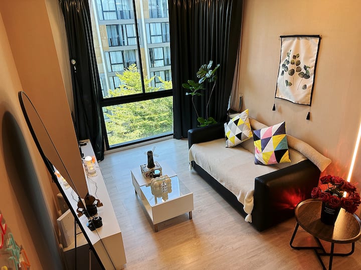 市中心宁曼的套房公寓,免费享用泳池,健身房,停车场,月租优惠 - Chiang Mai