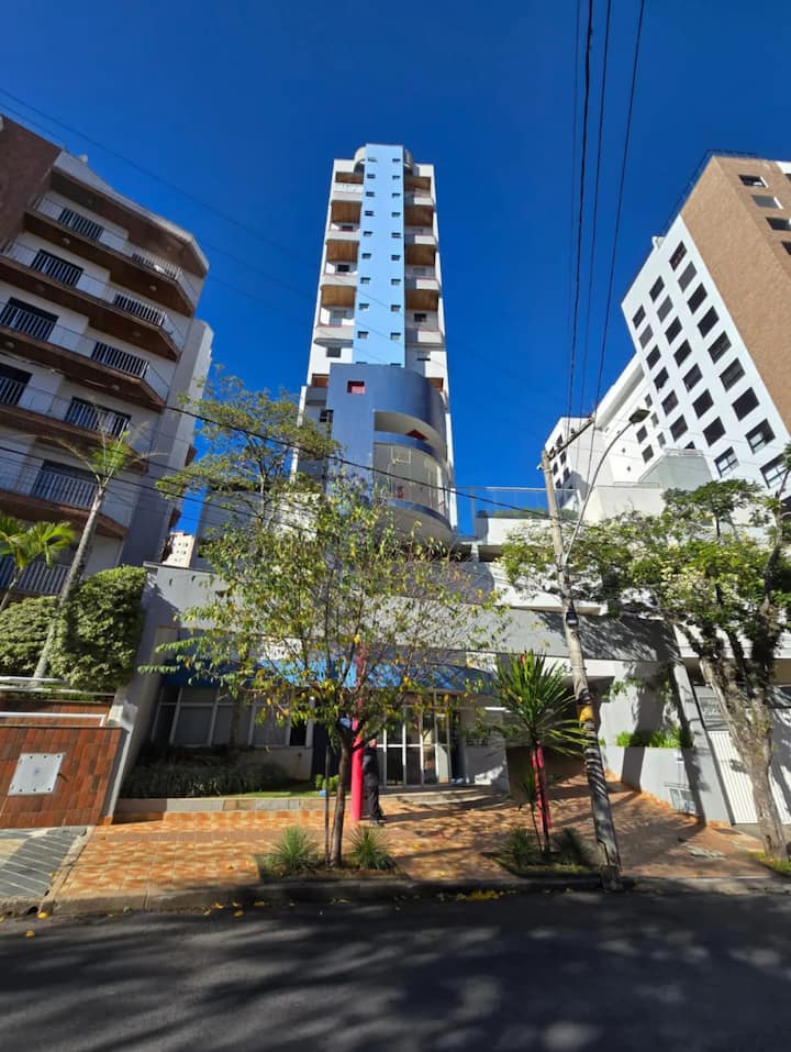 Conforto No Coração Da Cidade -Apto C/ Lazer Total - Poços de Caldas