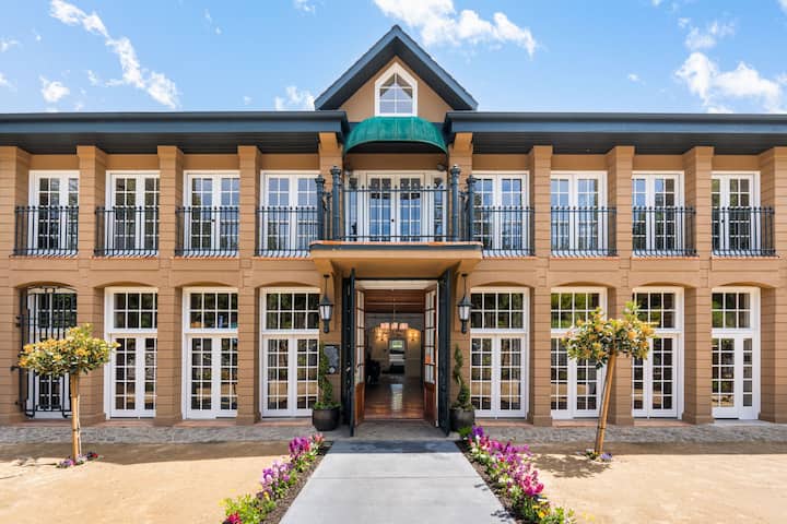 Sonoma Stonehouse, King Room W/ Private Patio - Santa Rosa, CA