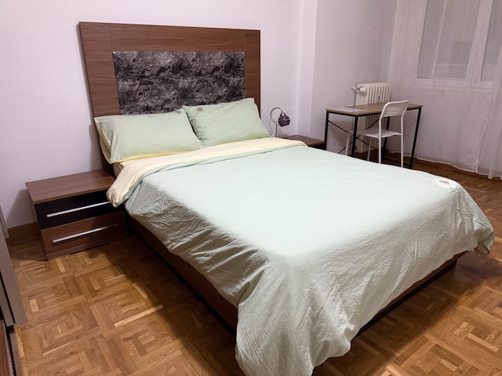 Apartamento Entero En Av. Sancho El Fuerte 30 - Pamplona