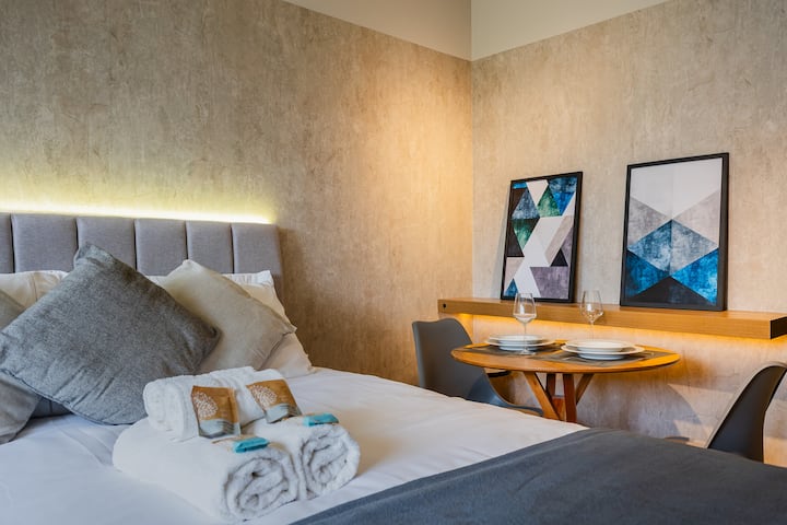 Studio P/ 3 | Em Frente Ao Allianz Parque - Brazil