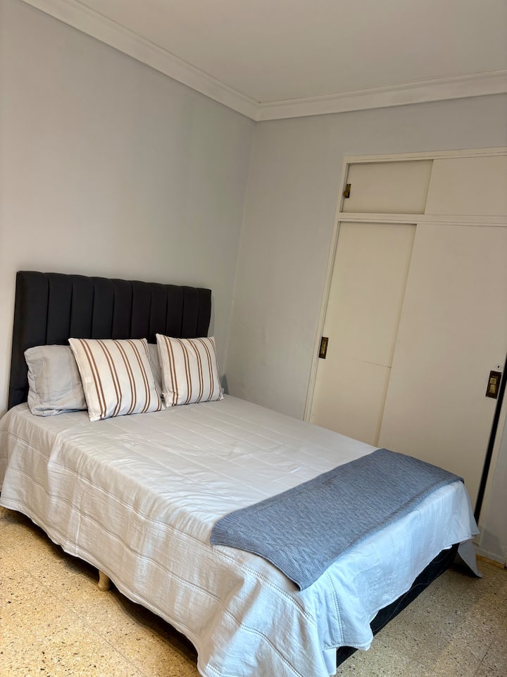 Bonito Departamento Con Excelente Ubicación - Argentina