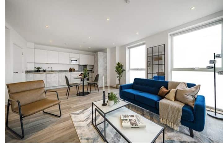 Modern One-bedroom Flat Available In A Quiet, - Dagenham