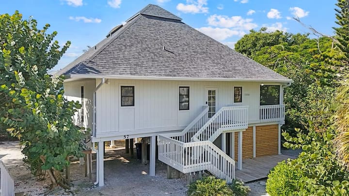 57 Sunset Captiva 2 King Bedrooms / 2 Bath + Loft - North Captiva Island, FL