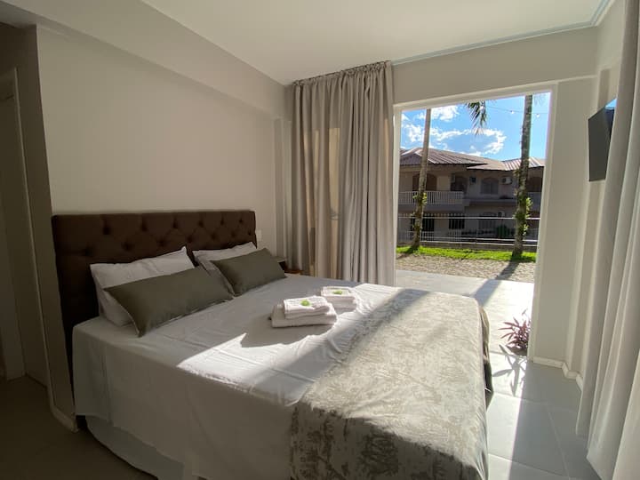 Studio Com  Café Da Manhã Em Frente As Termas - Piratuba