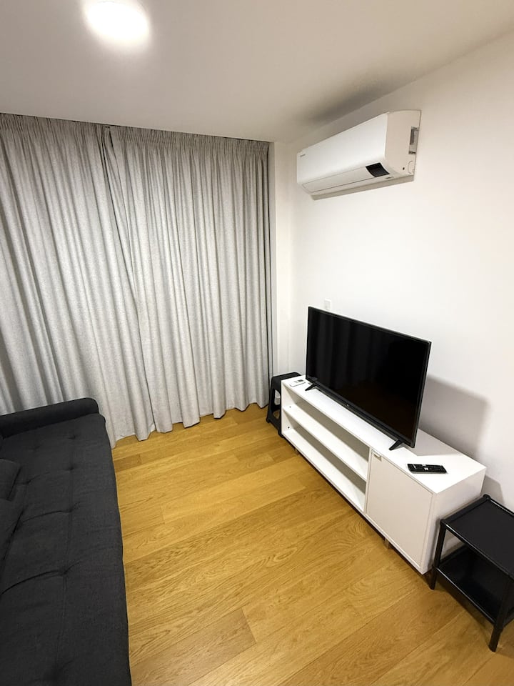 Hermosa Ubicación En Rambla De Buceo - Montevideo