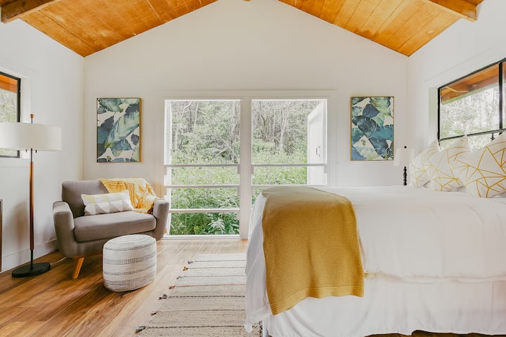 Kipuka Cottage At Volcano | A Rainforest Hideaway - Volcano, HI