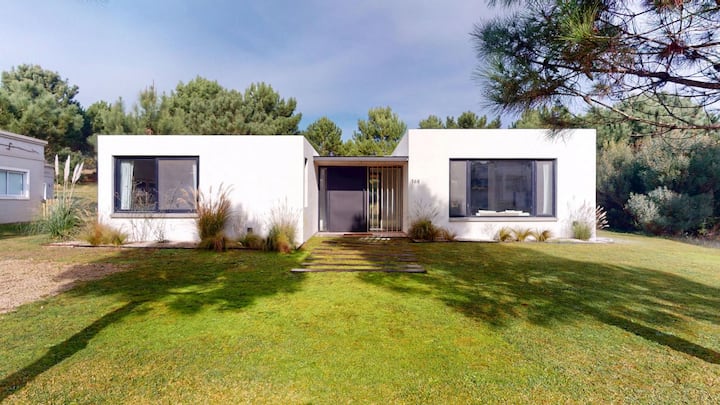 Alquiler Casa En Barrio Ecuestre Costa Esmeralda - Pinamar