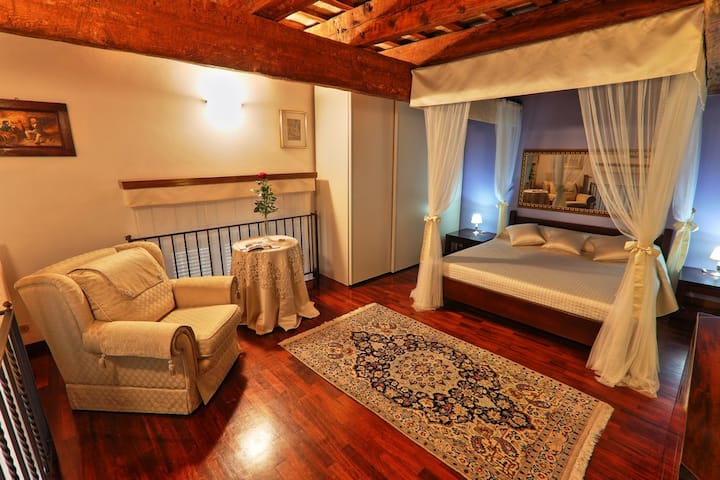 Palazzo Vinci - Bilocale Storico Con Baldacchino - Fermo