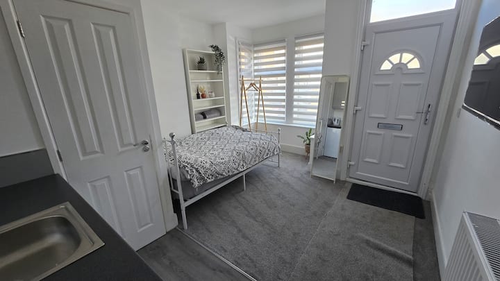 Modern Cozy Stay - Peterborough, Royaume-Uni