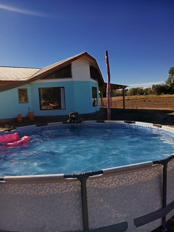 Amplia Casa Tipo Cabaña - San Carlos