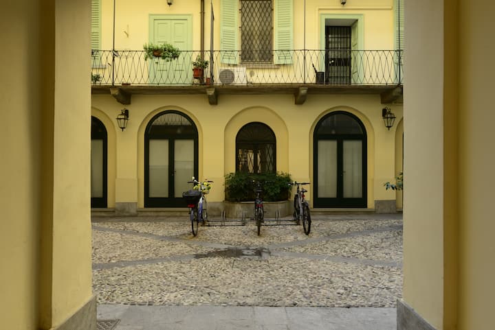 Ariel Apartment In The Heart Of Bergamo - Bergamo