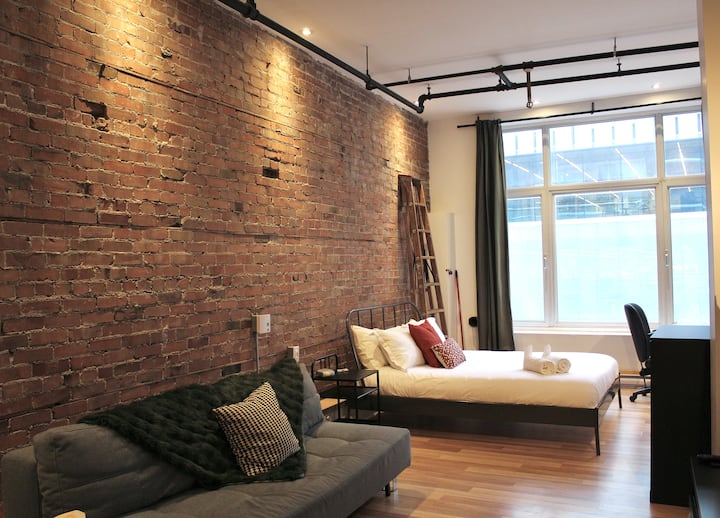 District 202 Loft • 1,5 Km From Old Quebec - Quebec City